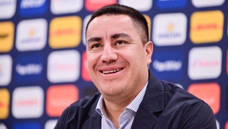 Clásico de escritorio: Cruz Azul exige sanción contra Efraín Juárez ...